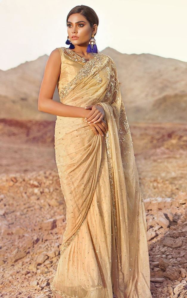 Omorose gold sari