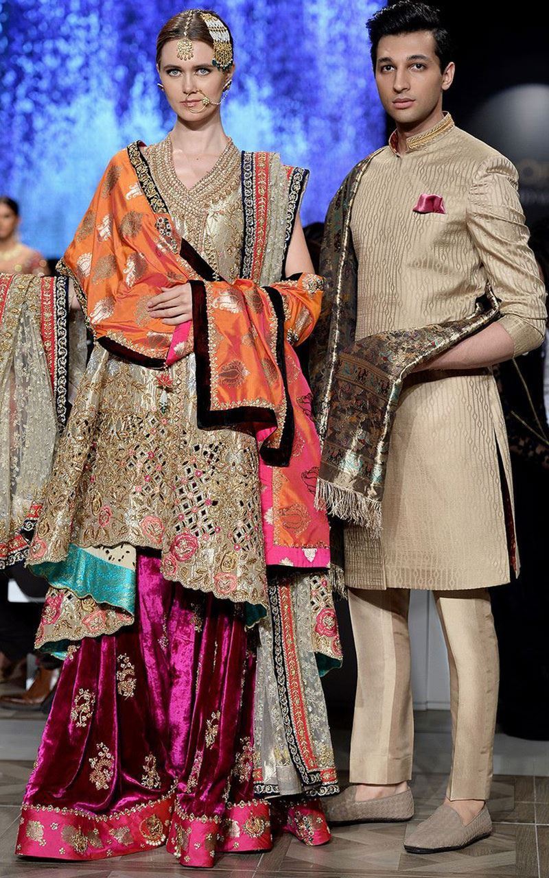 Jamawar woven sherwani